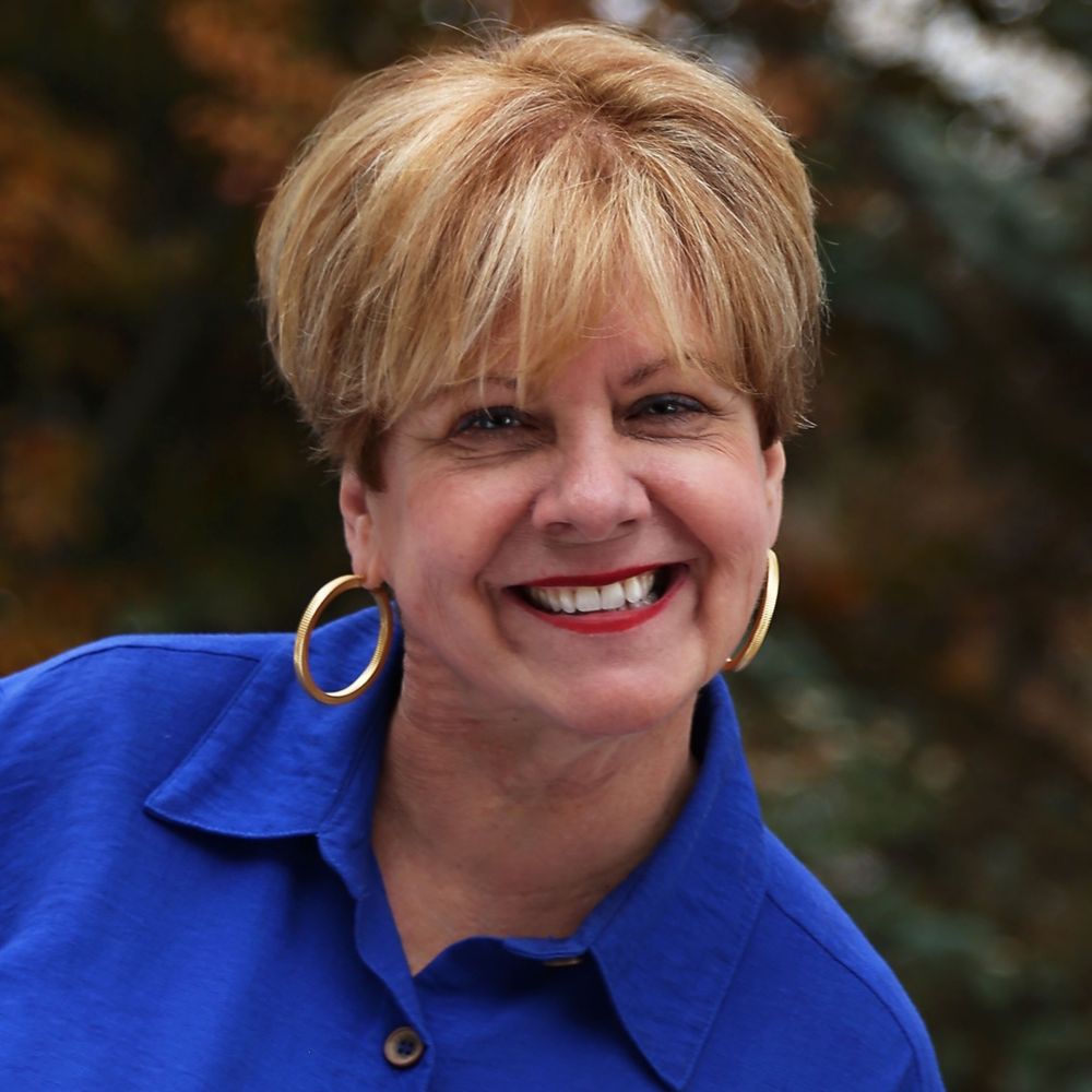 Susan Loos's Instagram, Twitter & Facebook on IDCrawl