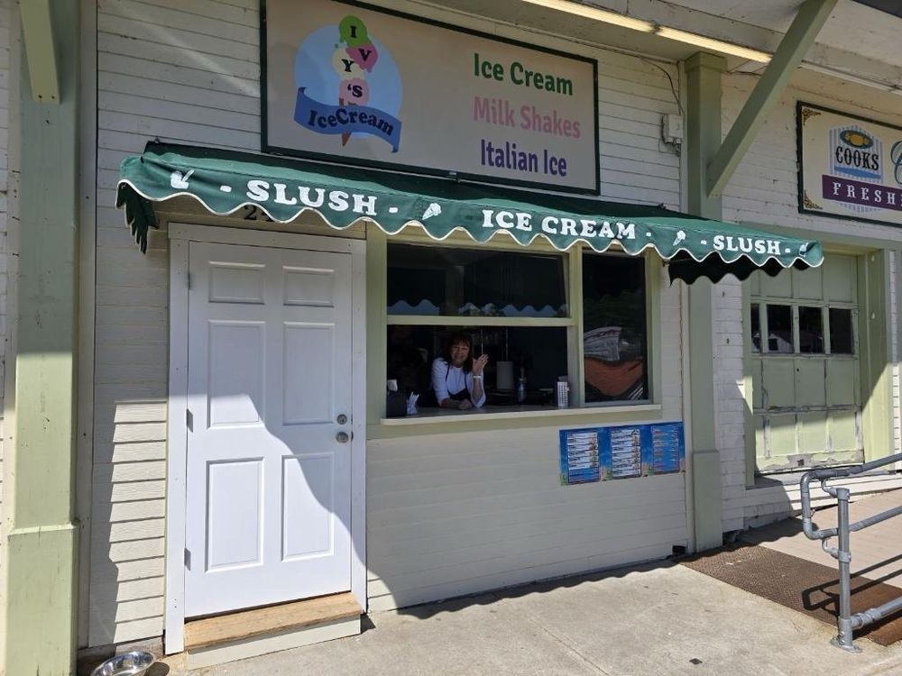 IVYS ICE CREAM SHOP - Updated August 2024 - 248 Lakeside Ave, Laconia ...