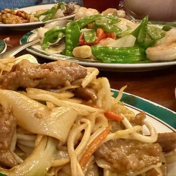 LUCKY DRAGON - Updated April 2025 - 229 Photos & 331 Reviews - 274 NE ...