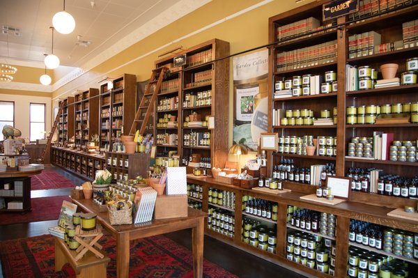 SCENT LIBRARY - Updated December 2025 - 39 Photos & 14 Reviews - 314 W ...