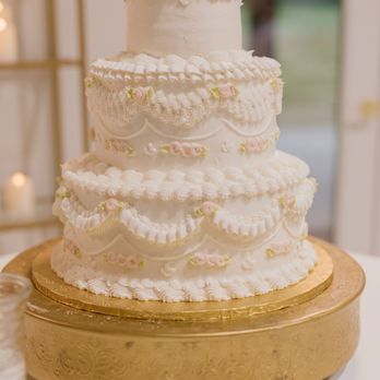 VILLAGE BAKERY - Updated May 2025 - 27 Photos & 49 Reviews - 111 E 8th ...