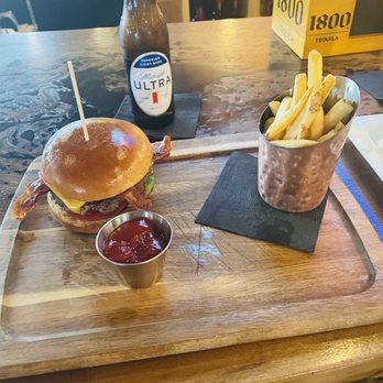 STONE BAR & KITCHEN - Updated August 2024 - 118 Photos & 98 Reviews ...