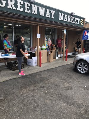 GREENWAY MARKET - Updated May 2026 - 1338 Lee Hwy, Roanoke, Virginia ...