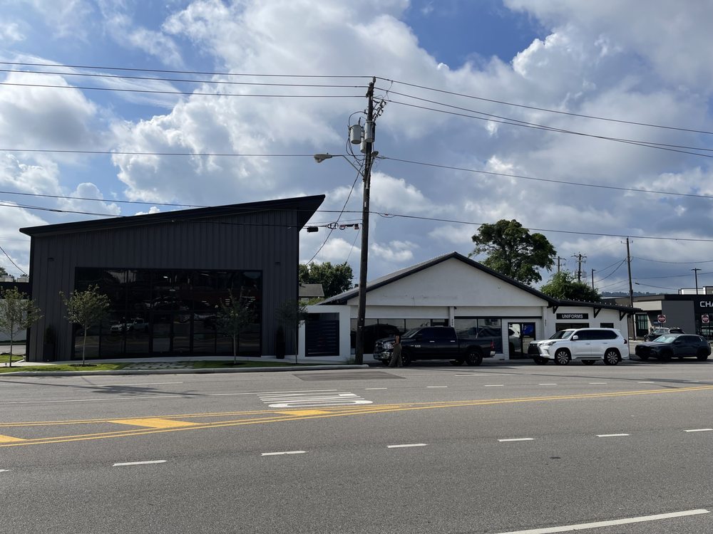 LOGO EXPRESS - Updated December 2025 - 16 Photos - 307 Oxmoor Rd ...