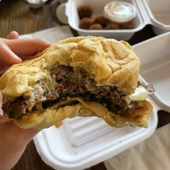 MAC’S LOCAL EATS - 541 Photos & 560 Reviews - 5656 Oakland Ave, St ...