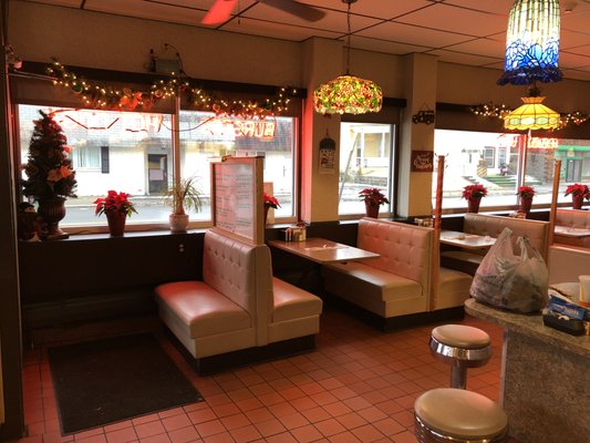 BROADWAY LUNCH - Updated December 2024 - 70 Photos & 52 Reviews - 2101 ...