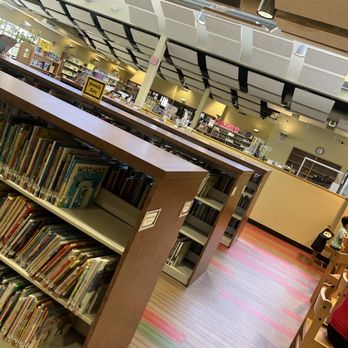 MAURY MAVERICK LIBRARY - Updated September 2025 - 26 Photos & 23 ...