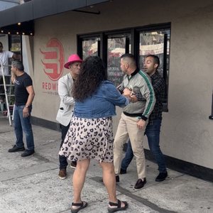 REDWING BAR & GRILL - 214 Photos & 496 Reviews - 4012 30th St, San ...