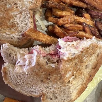 VILLAGE DELI AND GRILL - CAMERON VILLAGE - Updated October 2025 - 121 ...