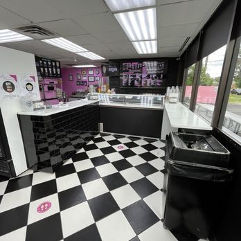 THE CUSTARD HUT - Updated January 2026 - 116 Photos & 155 Reviews ...