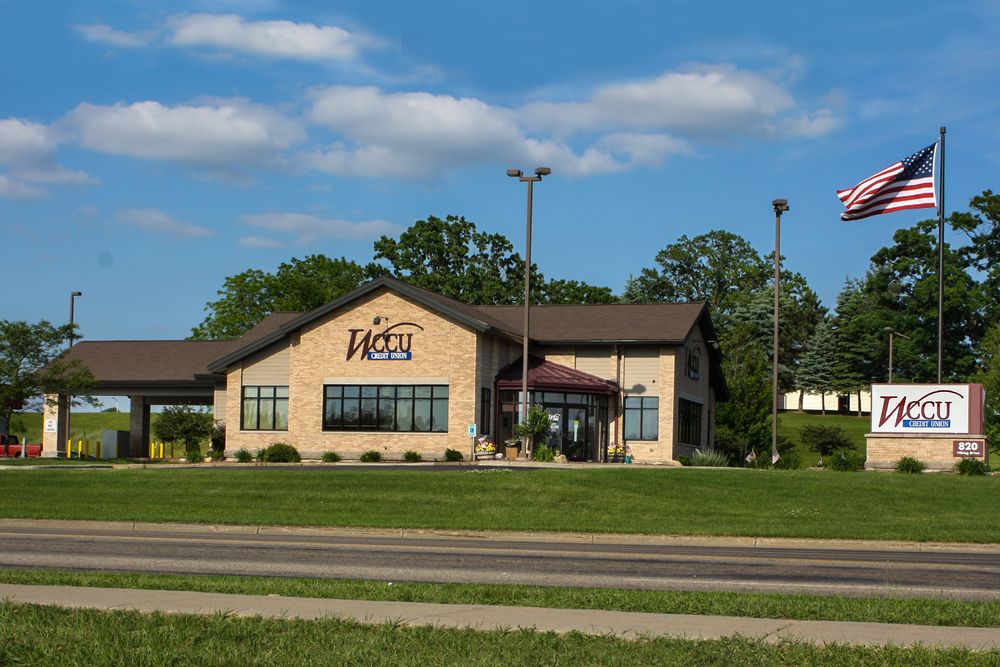 WCCU CREDIT UNION - Updated December 2025 - 820 Viking Dr, Reedsburg ...