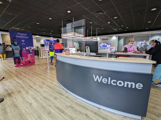 XFINITY STORE BY COMCAST - Updated October 2025 - 39 Photos & 320 ...