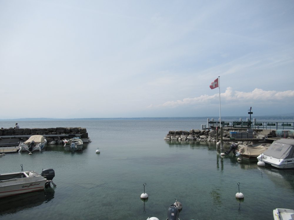 QUAI D’HERMANCE - Quai d'Hermance, Hermance, Genève, Switzerland ...