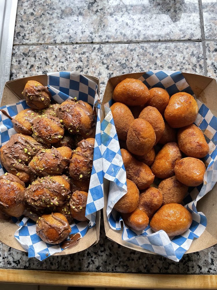 Yanni’s Greek Donuts, Portland | Roadtrippers