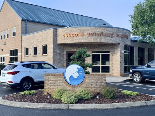 CONCORD VETERINARY HOSPITAL - Updated October 2025 - 17 Photos & 24 ...