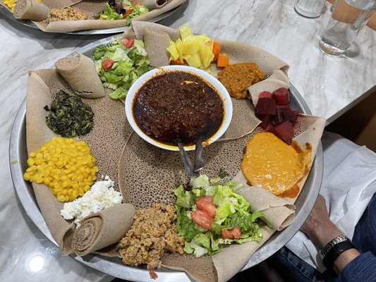 ADDIS RESTAURANT - Updated June 2024 - 148 Photos & 145 Reviews - 3750 ...