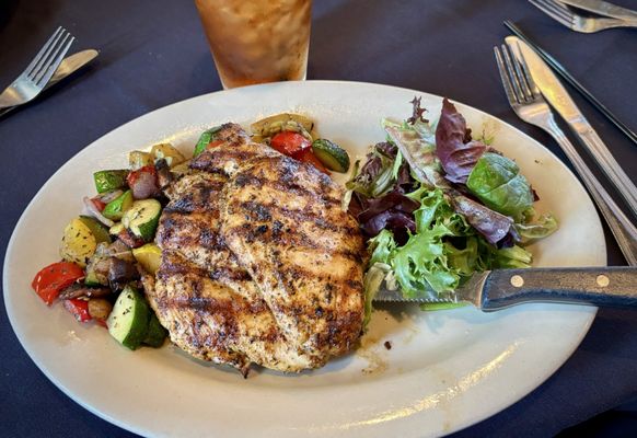 BISTRO BYRONZ - Updated December 2025 - 206 Photos & 229 Reviews - 1901 ...