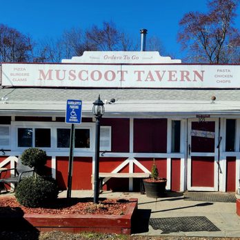 MUSCOOT TAVERN - Updated December 2025 - 214 Photos & 272 Reviews - 105 ...
