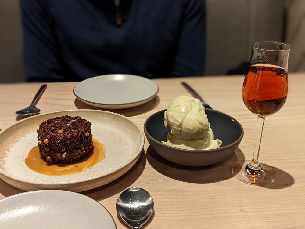 MERIDIAN - 456 Photos & 102 Reviews - 5650 Village Glen Dr, Dallas, TX ...