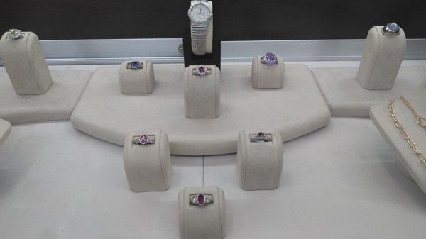 DANIEL FINE JEWELRY AND DESIGN - Updated December 2025 - 33 Photos ...