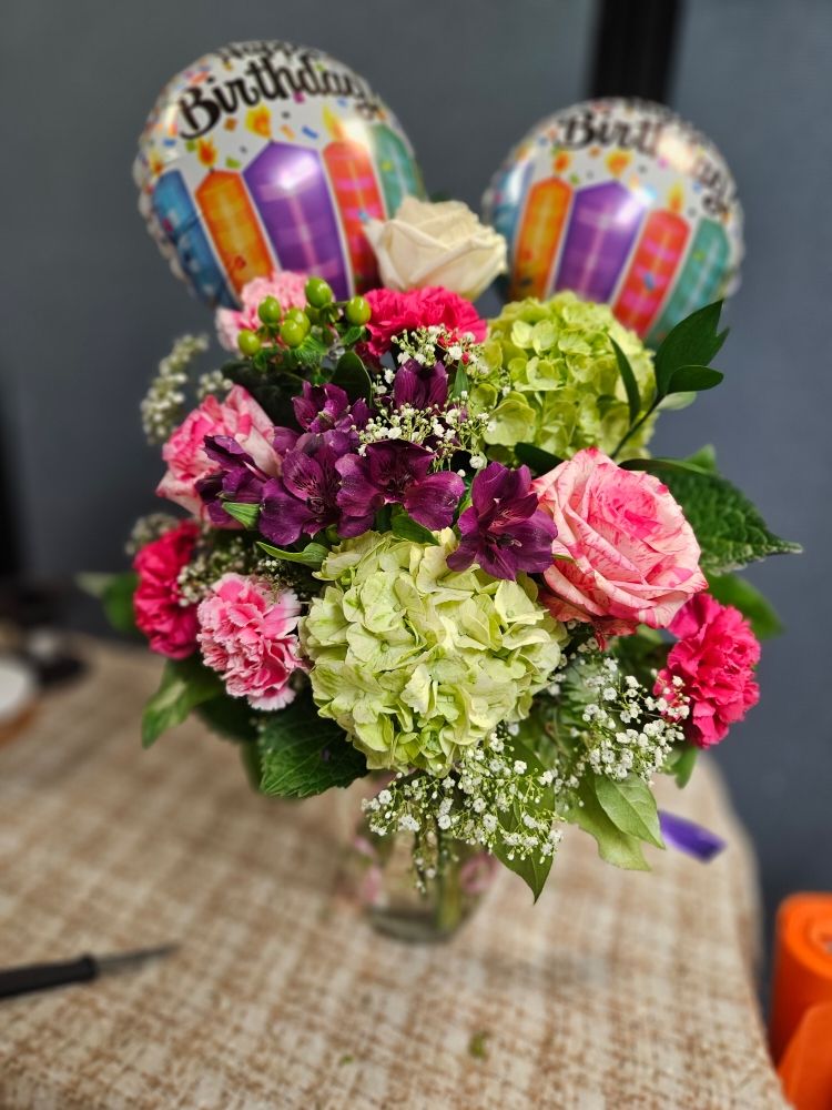 GARDEN OF EDEN FLOWER SHOP - Updated September 2024 - 290 Photos - 947 ...