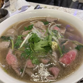 PHO 37 - Updated July 2024 - 350 Photos & 132 Reviews - 1008-8300 ...