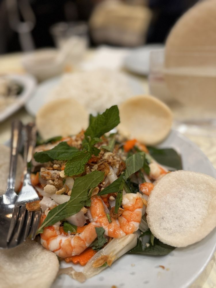 SAIGON KITCHEN - Updated June 2025 - 2366 Photos & 747 Reviews - 1111 ...