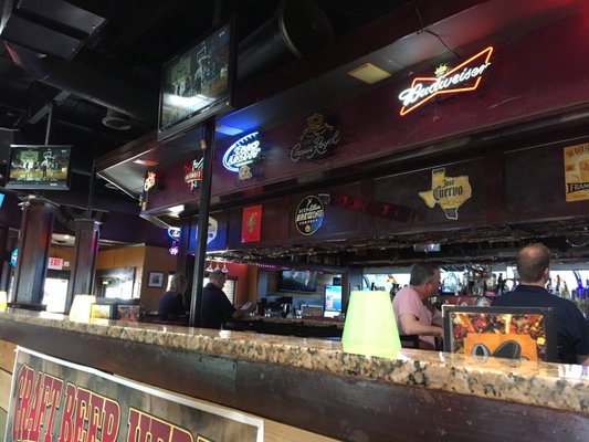 THE QUARTER BAR & GRILL - 165 Photos & 108 Reviews - Sports Bars ...