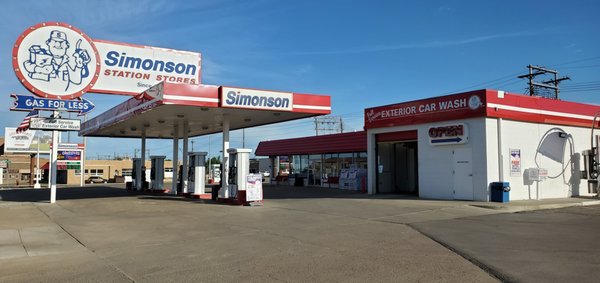 SIMONSON’S STATION STORE - SOUTH DICKINSON - Updated May 2024 - 317 E ...