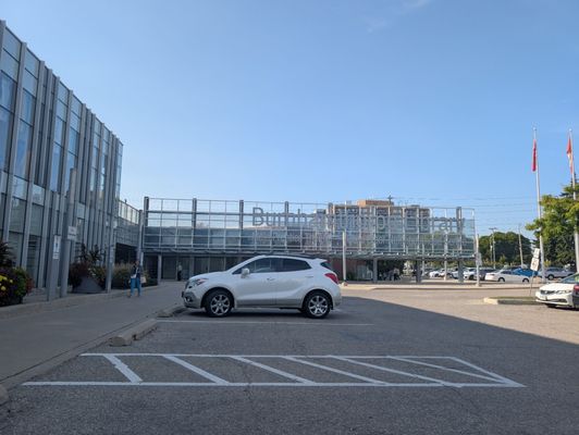 BURNHAMTHORPE BRANCH LIBRARY - Updated October 2025 - 33 Photos - 3650 ...