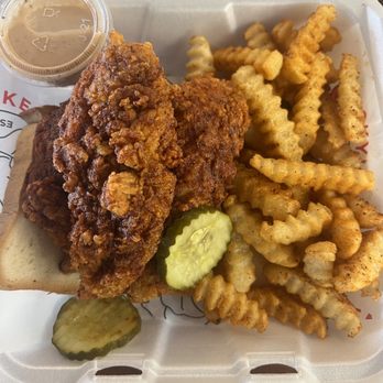 RICKY’S HOT CHICKEN - 124 Photos & 145 Reviews - 3810 S Cooper St ...