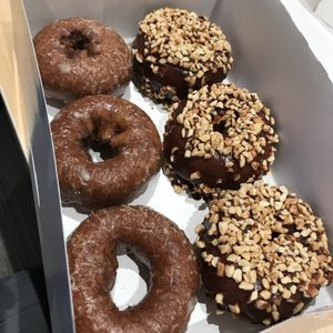 MIKE’S OLD FASHIONED DONUTS - 22 Photos & 50 Reviews - Donuts - 9219 E ...