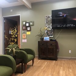 HEART VASCULAR AND LEG CENTER - 29 Photos & 26 Reviews - 5020 Commerce ...