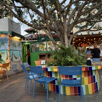 JOHNNY MAÑANA’S - Updated November 2024 - 633 Photos & 696 Reviews ...