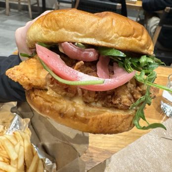 CAMP OUTPOST - Updated August 2024 - 330 Photos & 454 Reviews - 709 ...