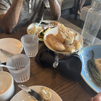 RH HOUSE - Updated July 2025 - 471 Photos & 373 Reviews - 2630 Crooks ...