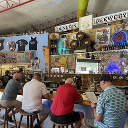 DUNEDIN BREWERY - Updated December 2025 - 737 Photos & 720 Reviews ...