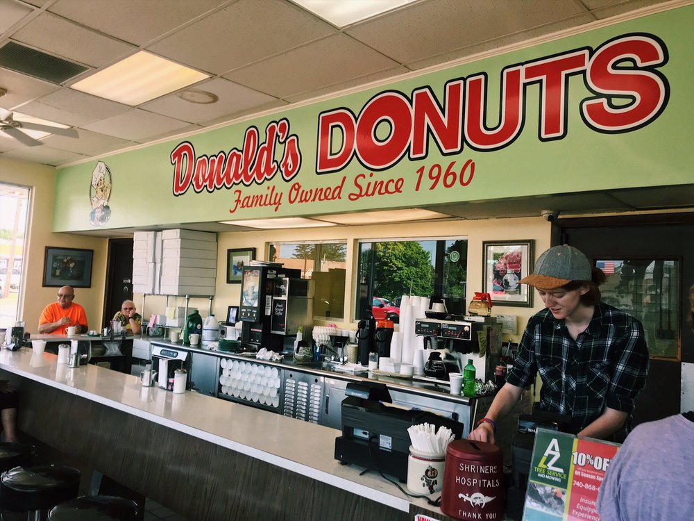 DONALD’S DONUTS - 31 Photos & 52 Reviews - 2622 Maple Ave, Zanesville ...