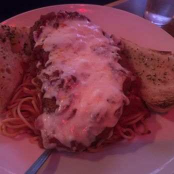 VILLAGE INN PIZZERIA SPORTS BAR & GRILL - Updated January 2025 - 273 ...