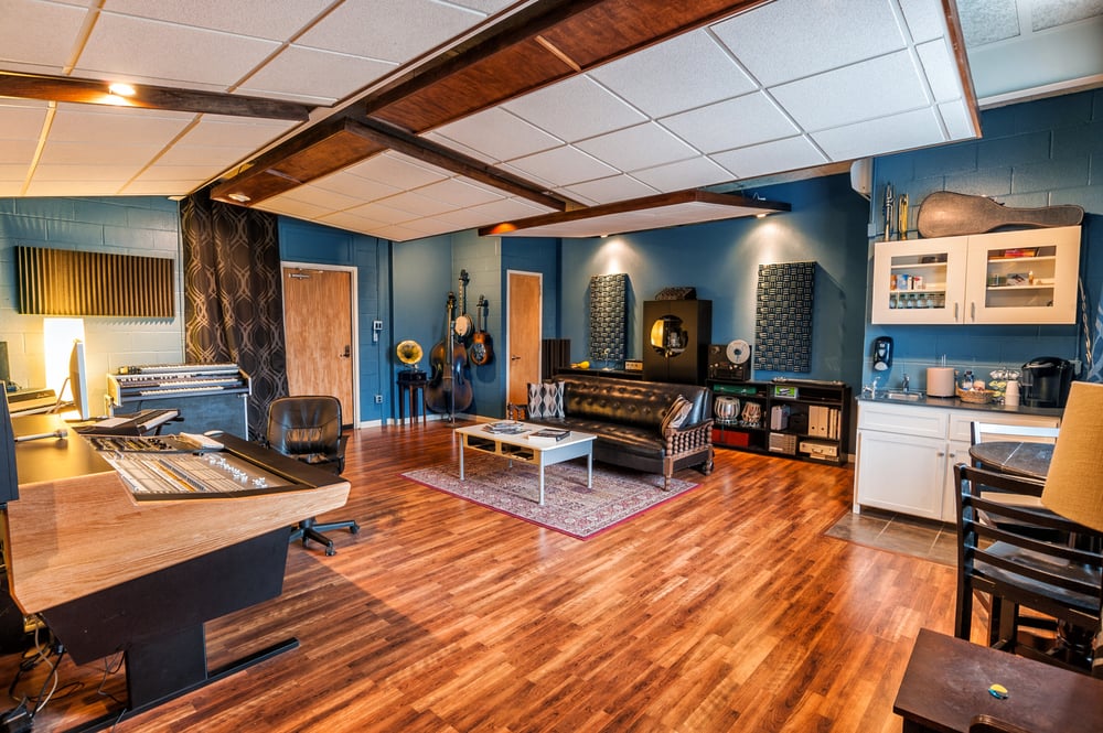 CENTER STREET RECORDING STUDIOS - Updated July 2025 - 401 Center St ...