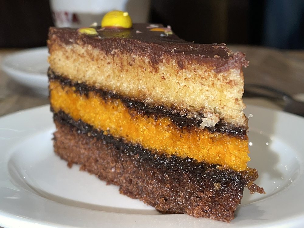 COSTA COFFEE - Updated August 2024 - 564-568 Kennedy Centre, Belfast ...