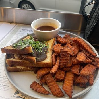 HUMDINGER BREWING - Updated February 2025 - 330 Photos & 222 Reviews ...