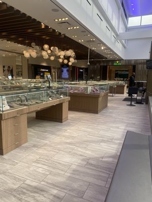 TAPPER’S JEWELRY - Updated January 2025 - 20800 Haggerty Rd, Novi ...