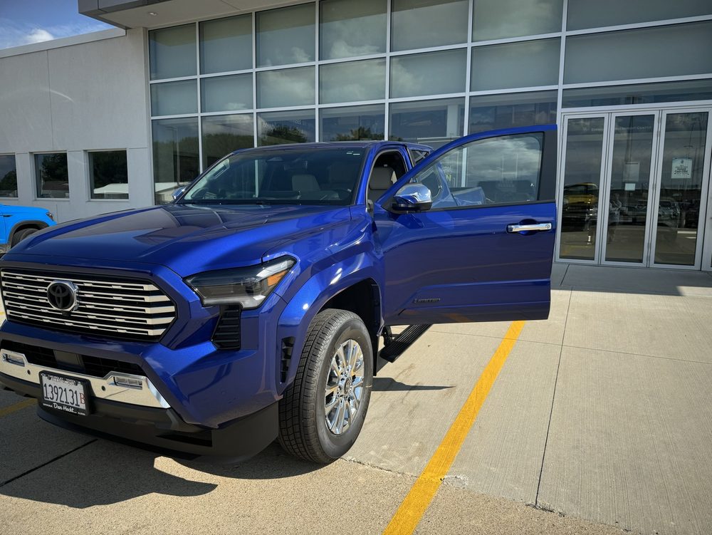 DAN HECHT CHEVROLET-TOYOTA - Updated January 2026 - 13 Reviews - 2400 S ...