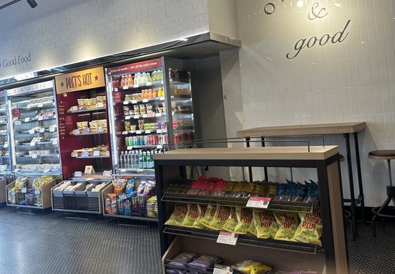PRET A MANGER - Updated December 2025 - 61 Photos & 68 Reviews - 1828 L ...