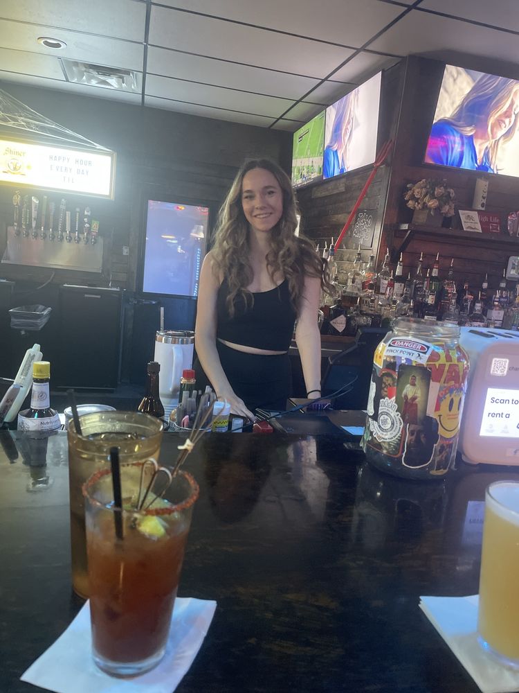 MAYFIELD’S BAR AND BILLIARDS - Updated May 2025 - 13201 Pond Springs Rd ...