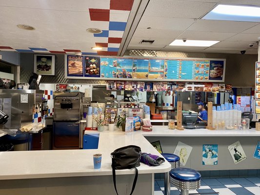 FOSTERS FREEZE - Updated June 2025 - 176 Photos & 126 Reviews - 1195 ...
