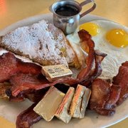 TWEDE’S CAFE - 706 Photos & 600 Reviews - 137 W North Bend Way, North ...