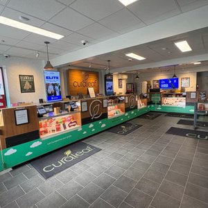 THE BOTANIST WORCESTER - Updated July 2025 - 14 Photos - 65 Pullman St ...