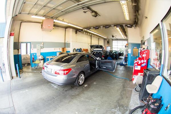 AUTOBAHN AUTO CARE CENTER - Updated December 2025 - 31 Photos & 58 ...